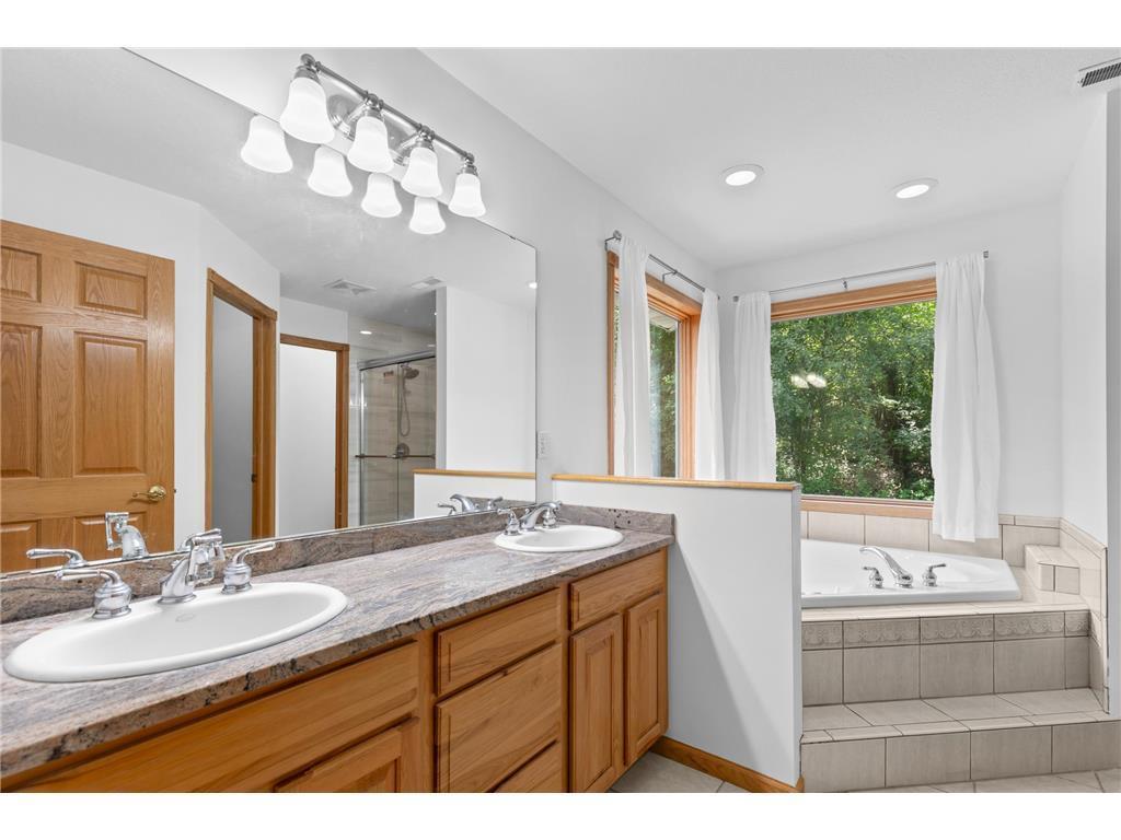 3681 Robin Lane, Eagan, MN, 55122 | MLS: 6786142 | Edina Realty