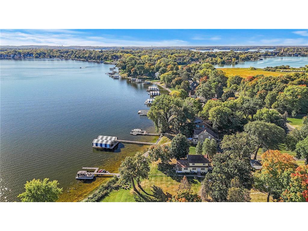 3705 North Shore Drive, Orono, MN, 55391 | MLS: 6613719 | Edina Realty