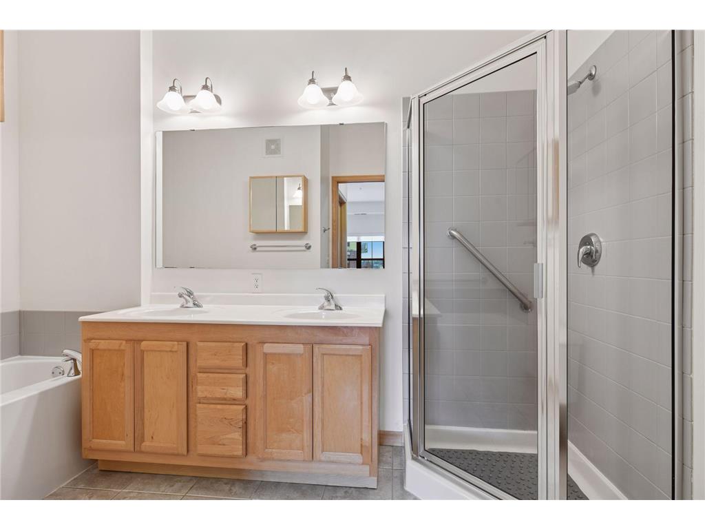 3709 Grand Way #315, Saint Louis Park, MN, 55416 | MLS: 7016042 | Edina ...
