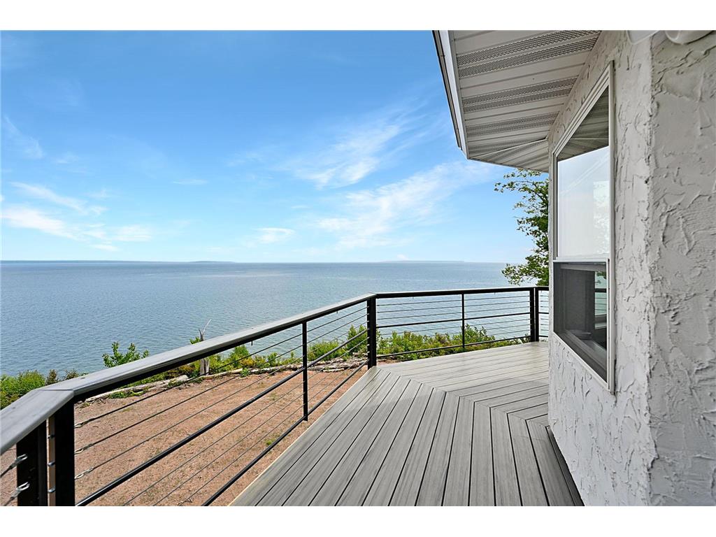 3756 North Shore Rd, Lapointe Twp, WI, 54850 | MLS: 6393485 | Edina Realty