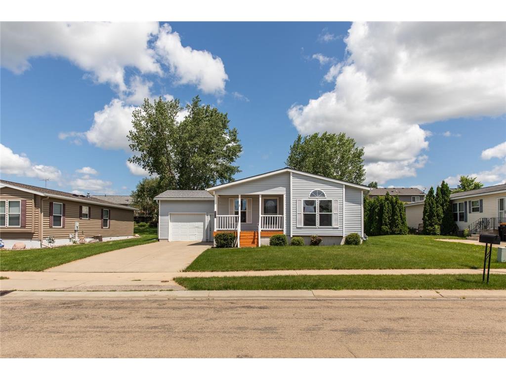3777 Winesap Drive NW, Rochester, MN, 55901 | MLS: 6572104 | Edina Realty
