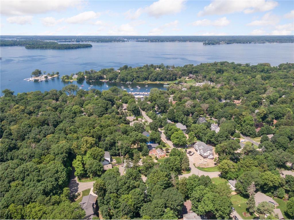 3815 Deephaven Avenue, Deephaven, MN, 55391 | MLS: 6744565 | Edina Realty