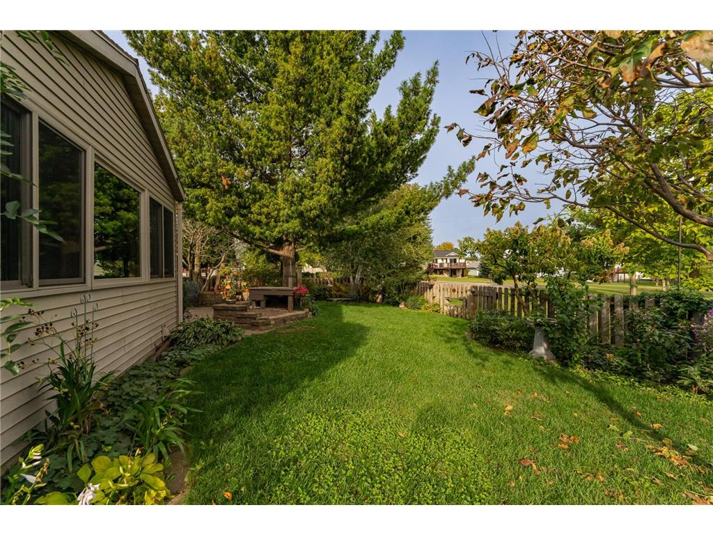 3831 Halling Place SW, Rochester, MN, 55902 | MLS: 6792755 | Edina Realty