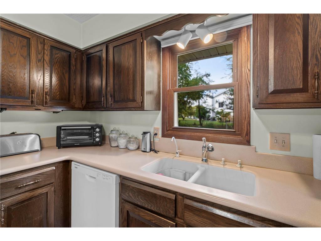 3847 Lodestone Circle, Eagan, MN, 55122 | MLS: 6790719 | Edina Realty