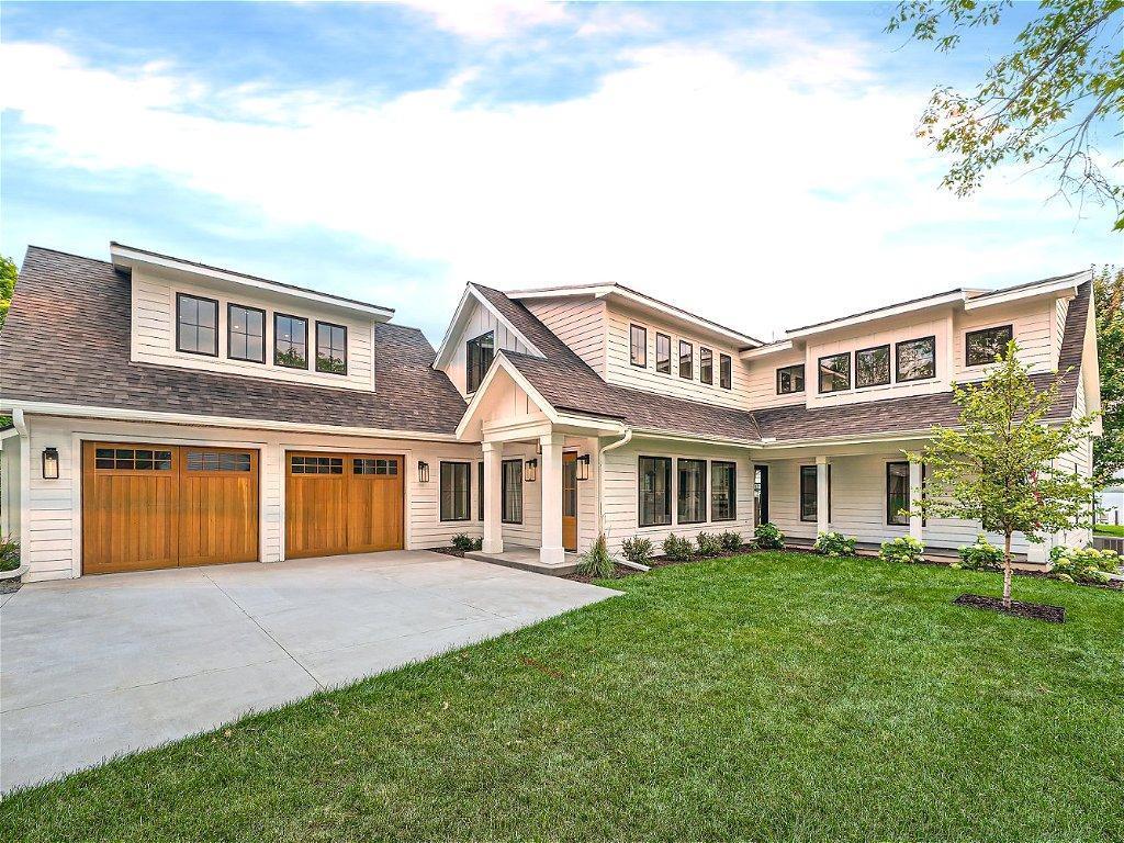 3865 Shoreline Drive, Orono, MN, 55391 | MLS: 6488203 | Edina Realty