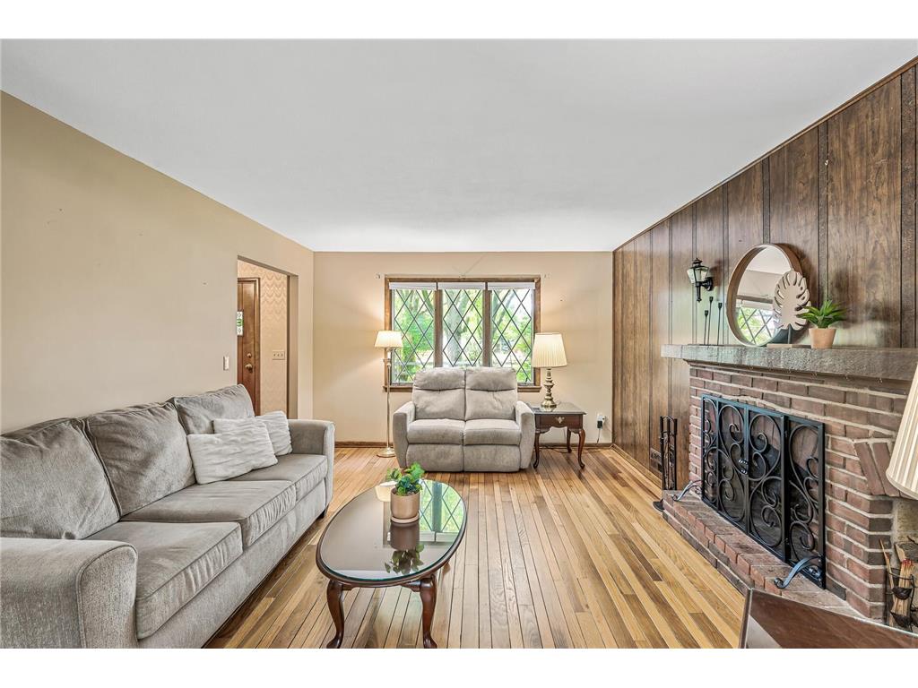 3875 County Road 101, Minnetonka, MN, 55345 | MLS: 6575752 | Edina Realty