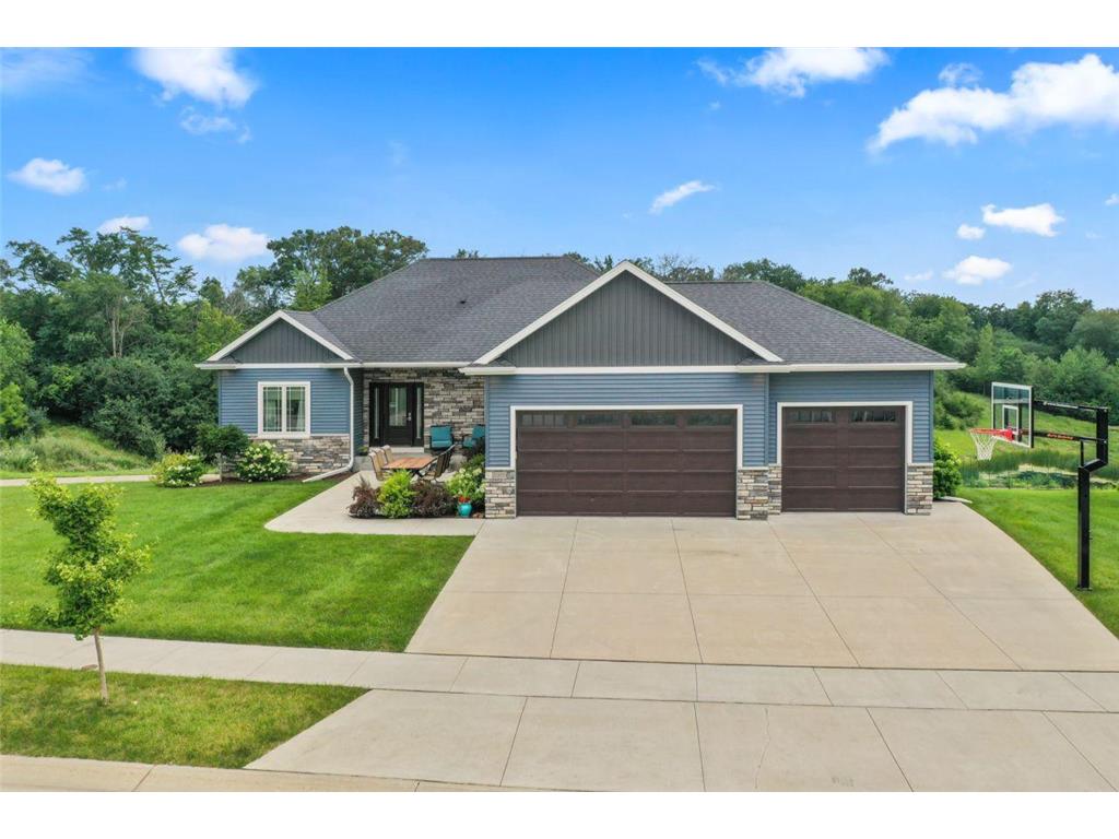 3909 Stone Point Drive NE, Rochester, MN, 55906 | MLS: 6572163 | Edina ...