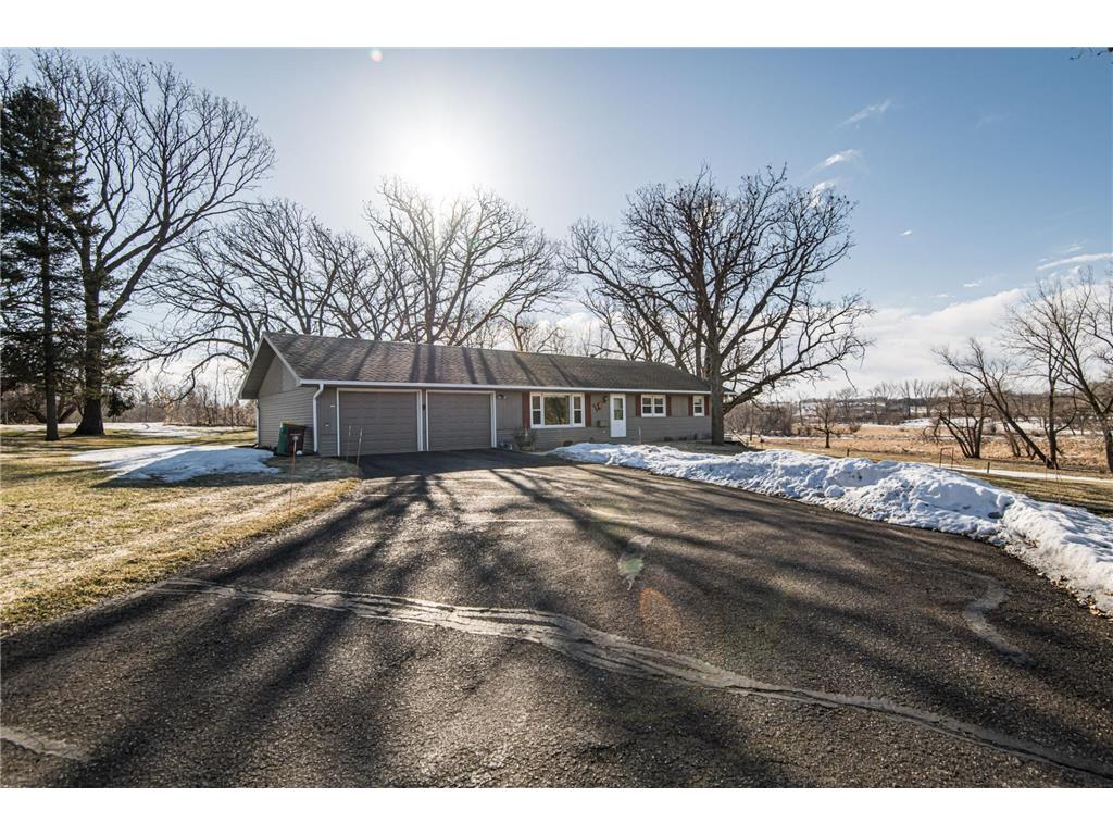 3920 Oak Park Circle SE, Rochester, MN, 55904 | MLS: 6343943 | Edina Realty