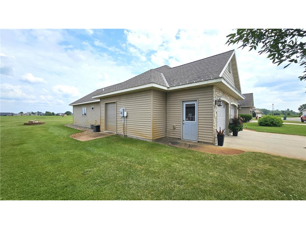 39324 Wild Rose Court, Sauk Centre, MN, 56378 | MLS: 6766289 | Edina Realty