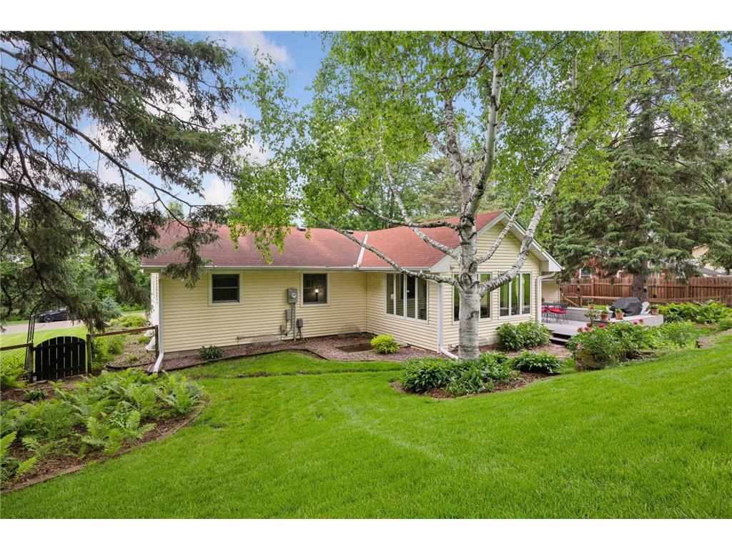 3933 Dartmouth Drive, Minnetonka, MN, 55345 | MLS: 6730590 | Edina Realty