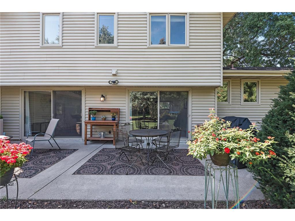 3950 Yorktown Lane N, Plymouth, MN, 55441 | MLS: 6434037 | Edina Realty