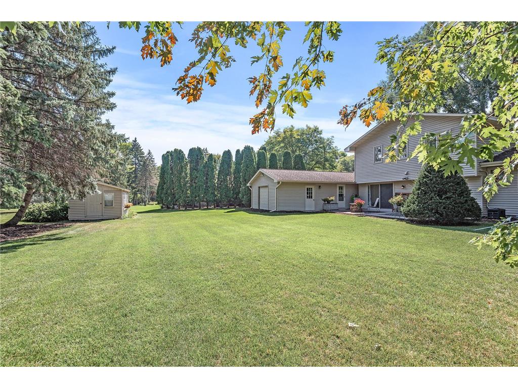 3950 Yorktown Lane N, Plymouth, MN, 55441 | MLS: 6434037 | Edina Realty