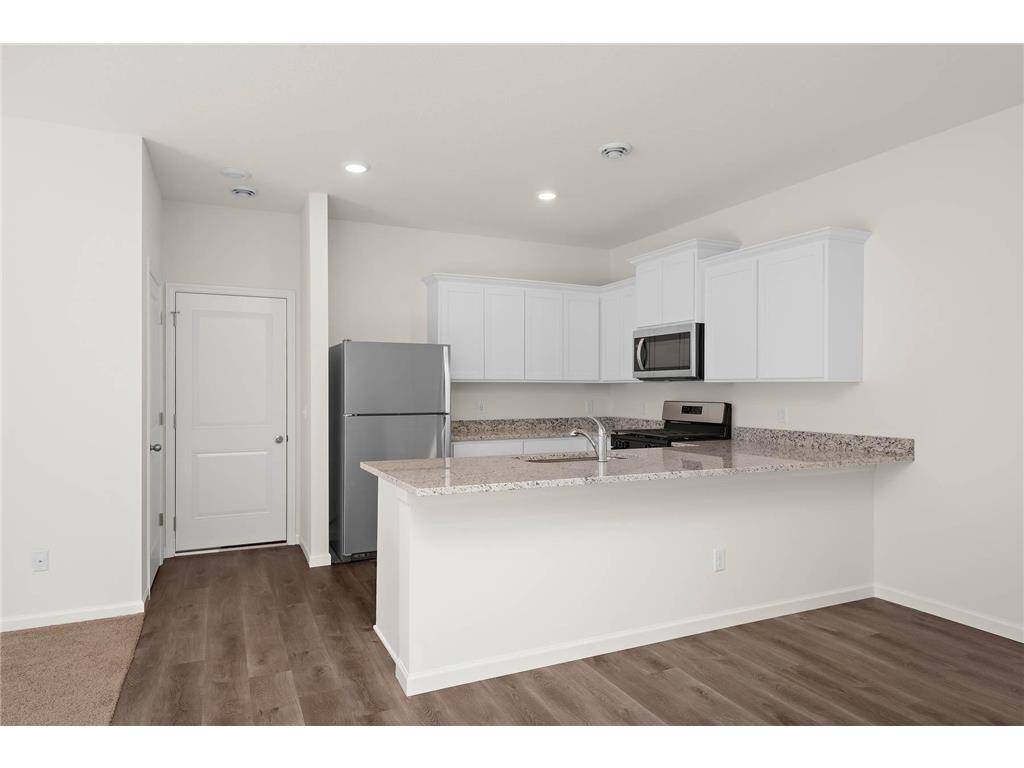 39834 Fallbrook Avenue, North Branch, MN, 55056 | MLS: 6671003 | Edina ...