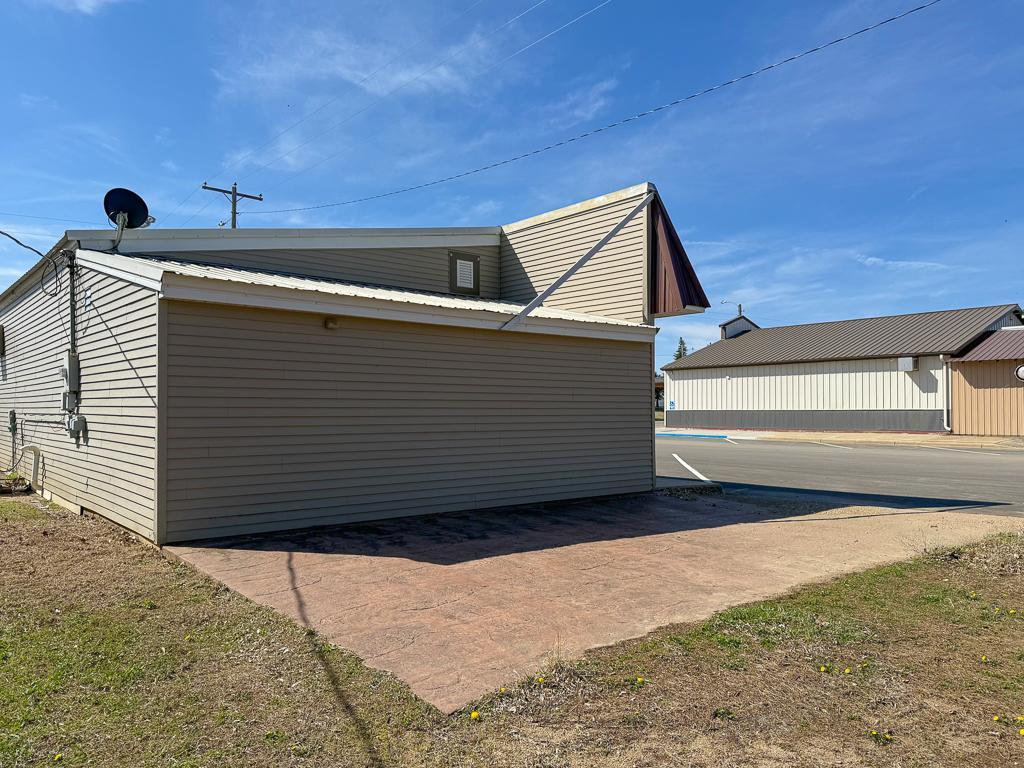 400 Front Street, Russell, MN, 56169 | MLS: 6716993 | Edina Realty