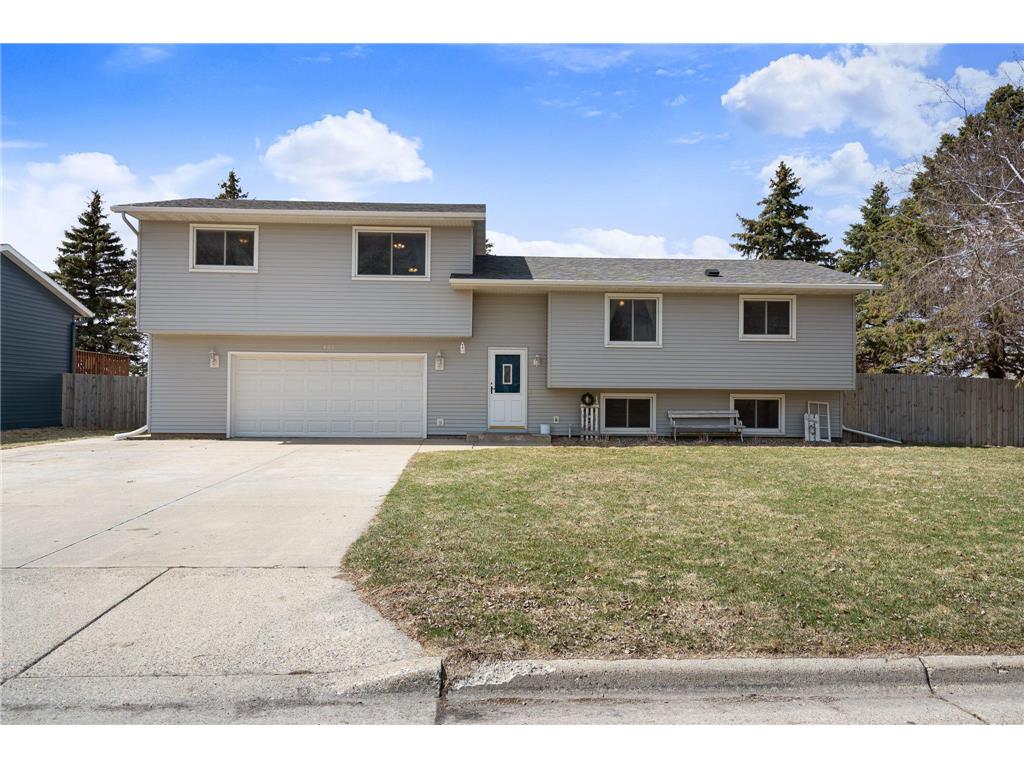 400 Kim Lane, Owatonna, MN, 55060 | MLS: 6695992 | Edina Realty