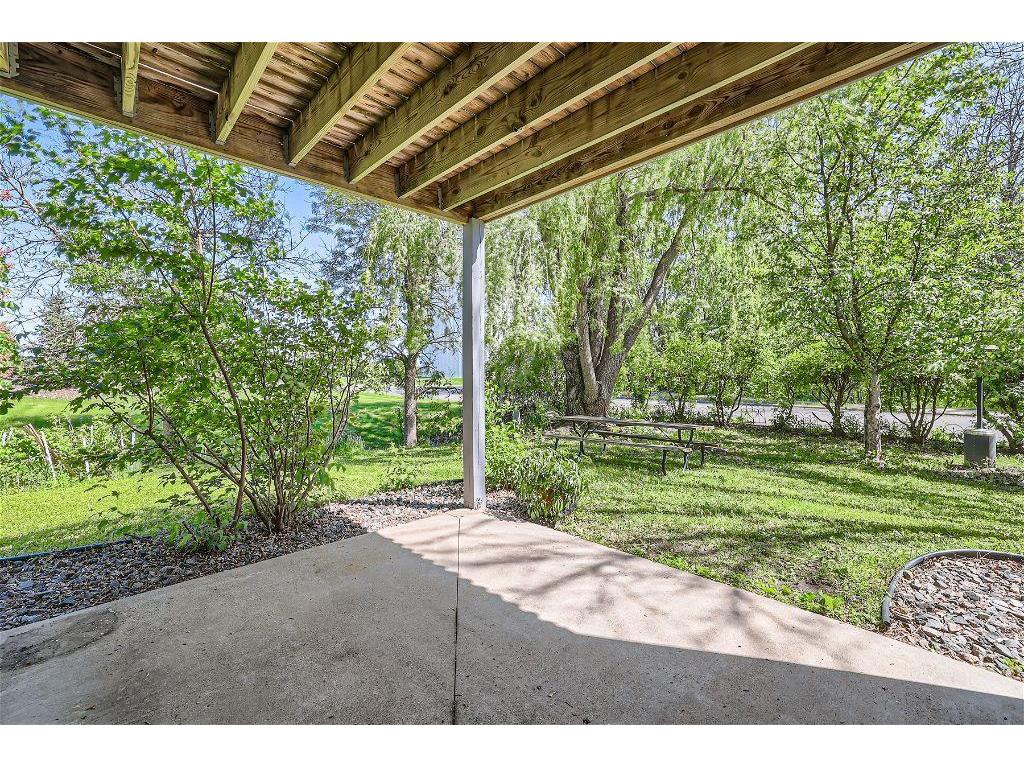 4000 County Road 101 N, Plymouth, MN, 55446 | MLS: 6540494 | Edina Realty