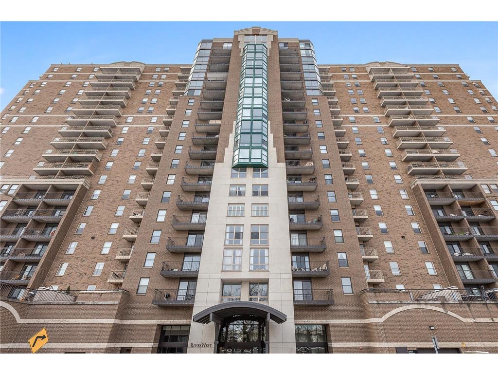 401 1st Street S #303, Minneapolis, MN, 55401 | MLS: 6317595 | Edina Realty