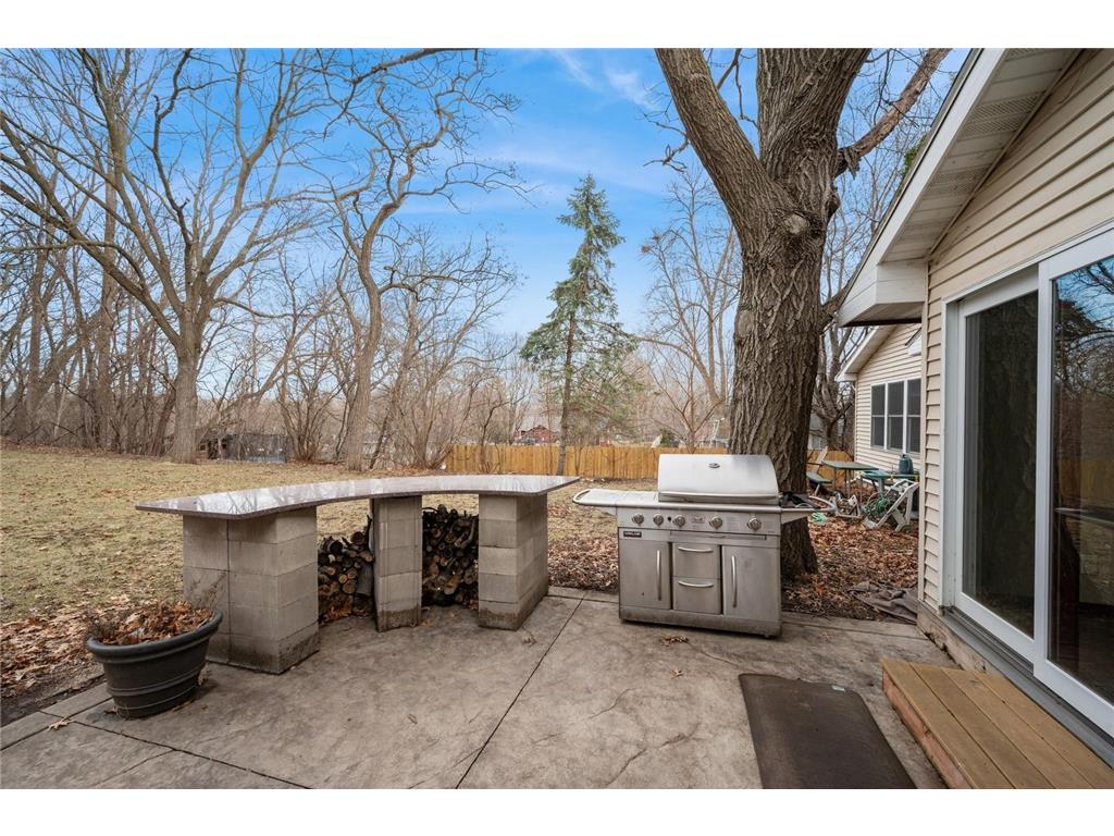 4024 Highland Road, Minnetonka, MN, 55345 | MLS: 6513147 | Edina Realty