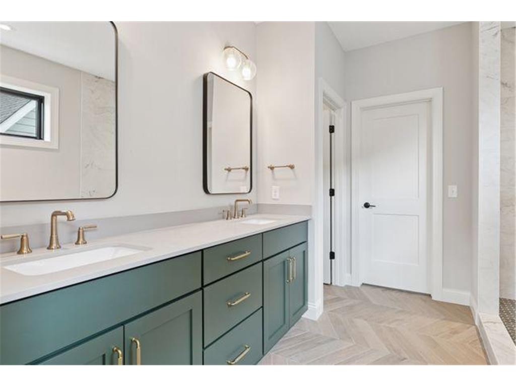 4029 Arbor Drive, Woodbury, MN, 55129 | MLS: 6707999 | Edina Realty