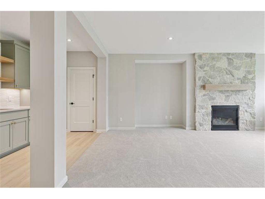 4029 Arbor Drive, Woodbury, MN, 55129 | MLS: 6707999 | Edina Realty