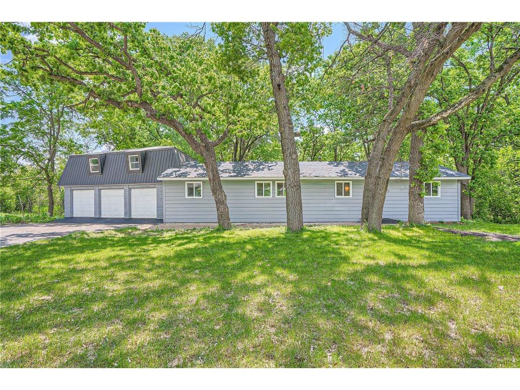 403 Cimarron Road, Apple Valley, MN, 55124 | MLS: 6542147 | Edina Realty