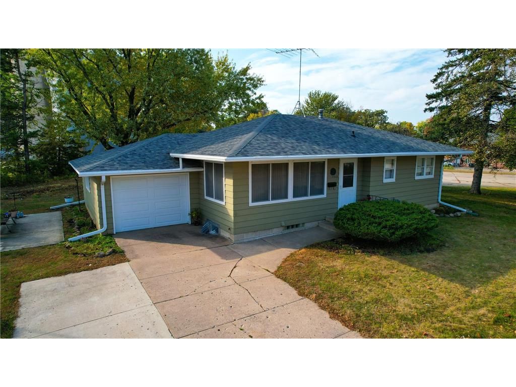 403 N Lake Street, Lake Mills, IA, 50450 | MLS: 6805836 | Edina Realty