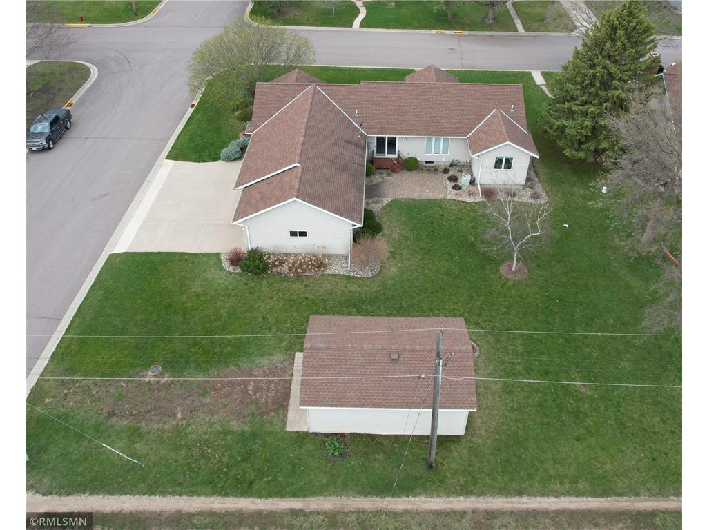 403 NE 2nd Street, Buffalo Lake, MN, 55314 | MLS: 6521404 | Edina Realty