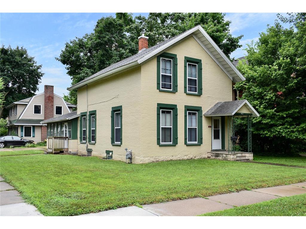 403 W Broadway Street, Winona, MN, 55987 | MLS: 6758433 | Edina Realty