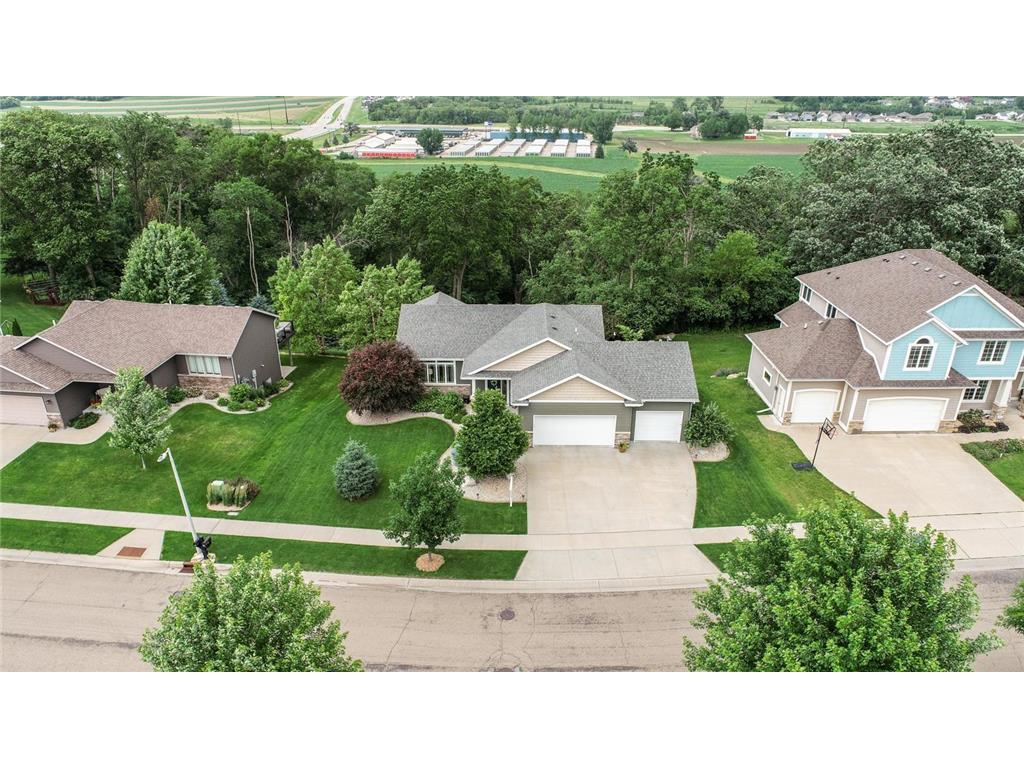 4035 Stone Point Drive NE, Rochester, MN, 55906 | MLS: 6555105 | Edina ...