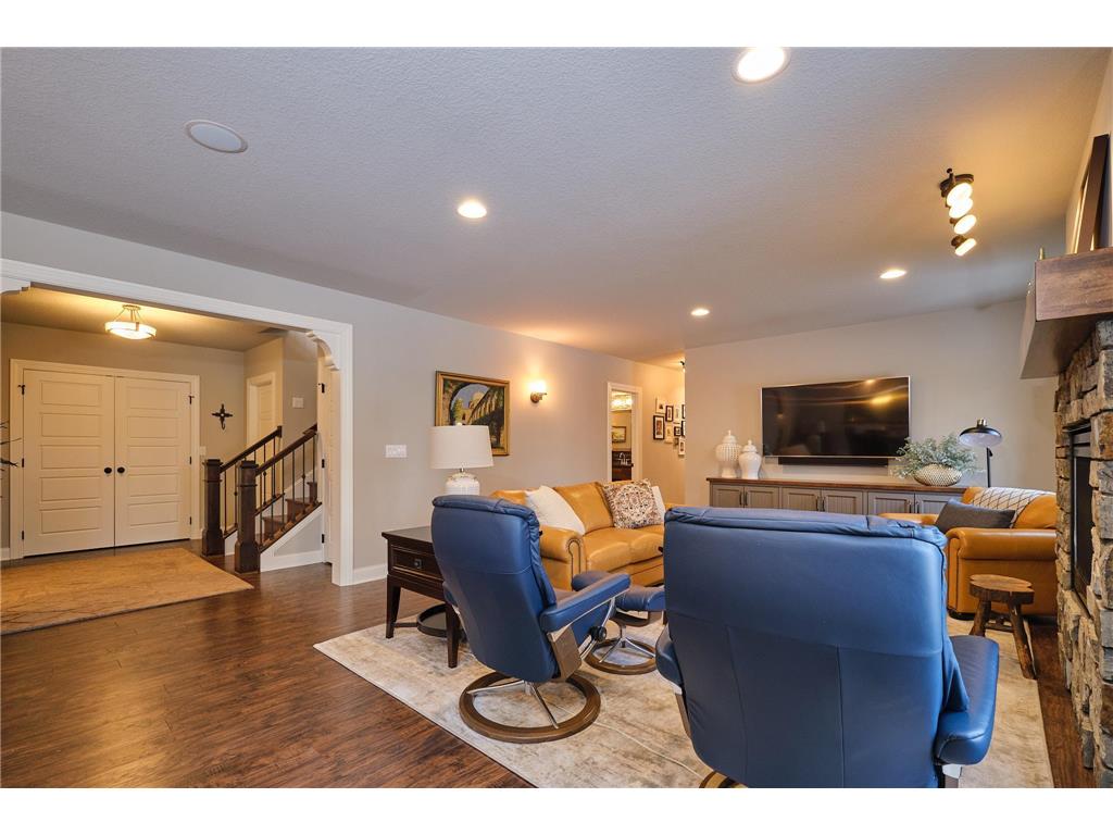 4053 Stone Point Drive NE, Rochester, MN, 55906 | MLS: 6501858 | Edina ...