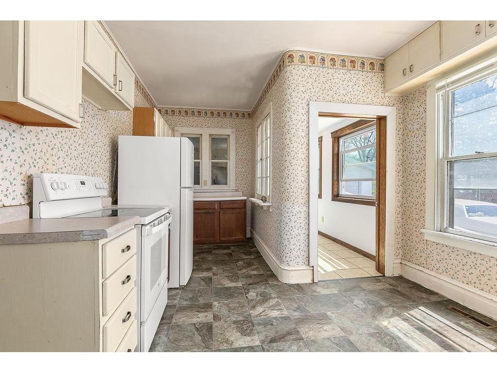 407 3rd Street SE, Little Falls, MN, 56345 | MLS: 6713671 | Edina Realty