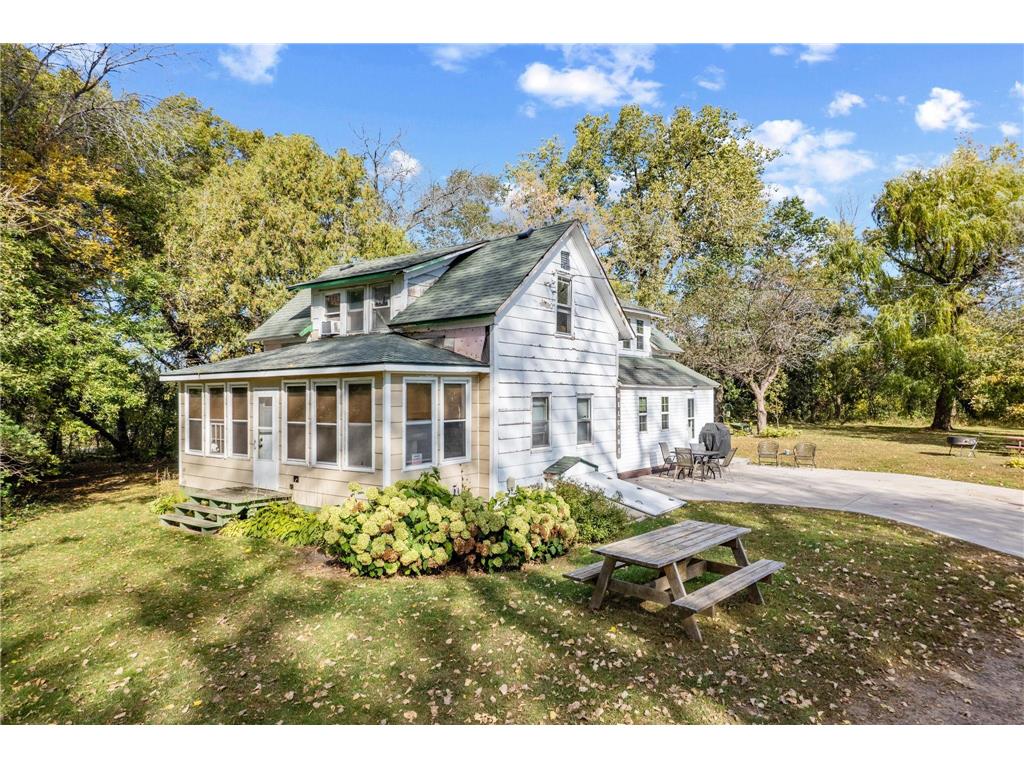 40719 Elmcrest Avenue, North Branch, MN, 55056 | MLS: 6619757 | Edina ...