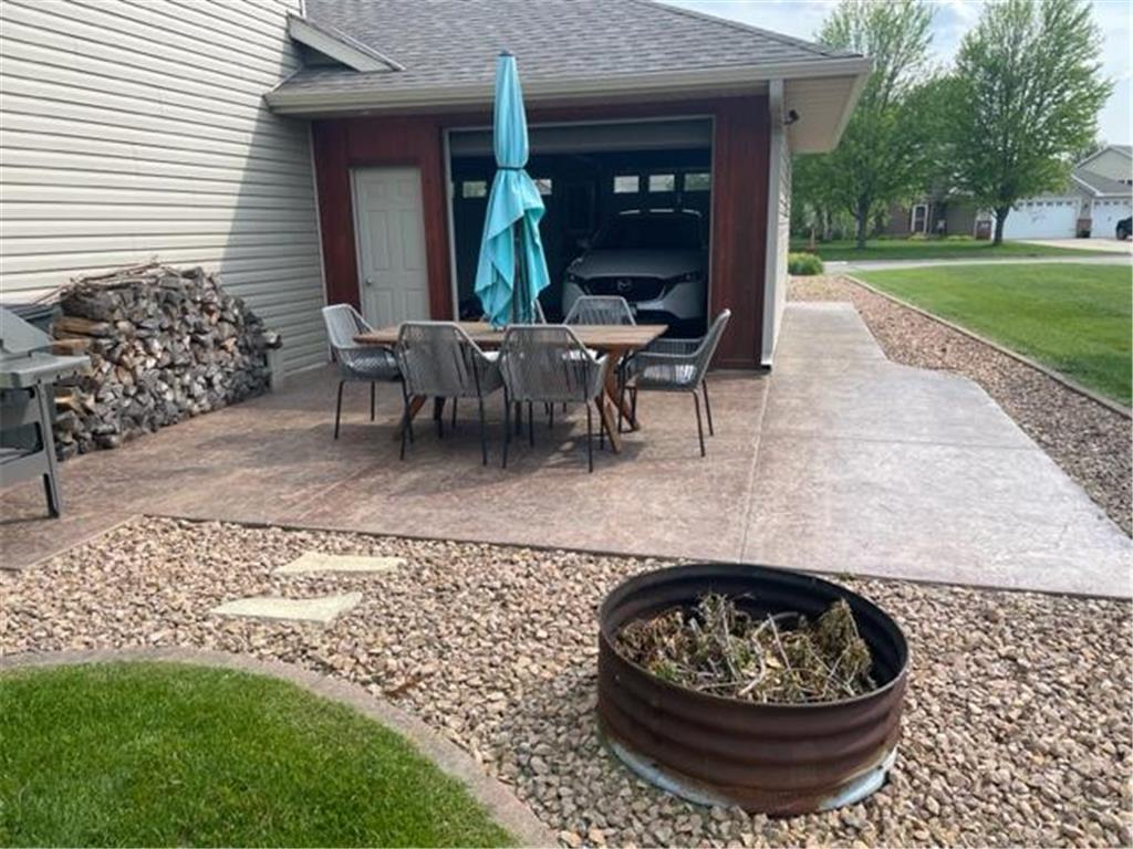 409 Iris Lane NE, Saint Joseph, MN, 56374 | MLS: 6734614 | Edina Realty