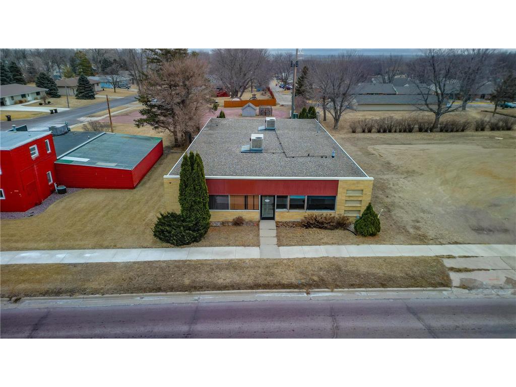 411 S State Street, Fairmont, MN, 56031 | MLS: 6505024 | Edina Realty