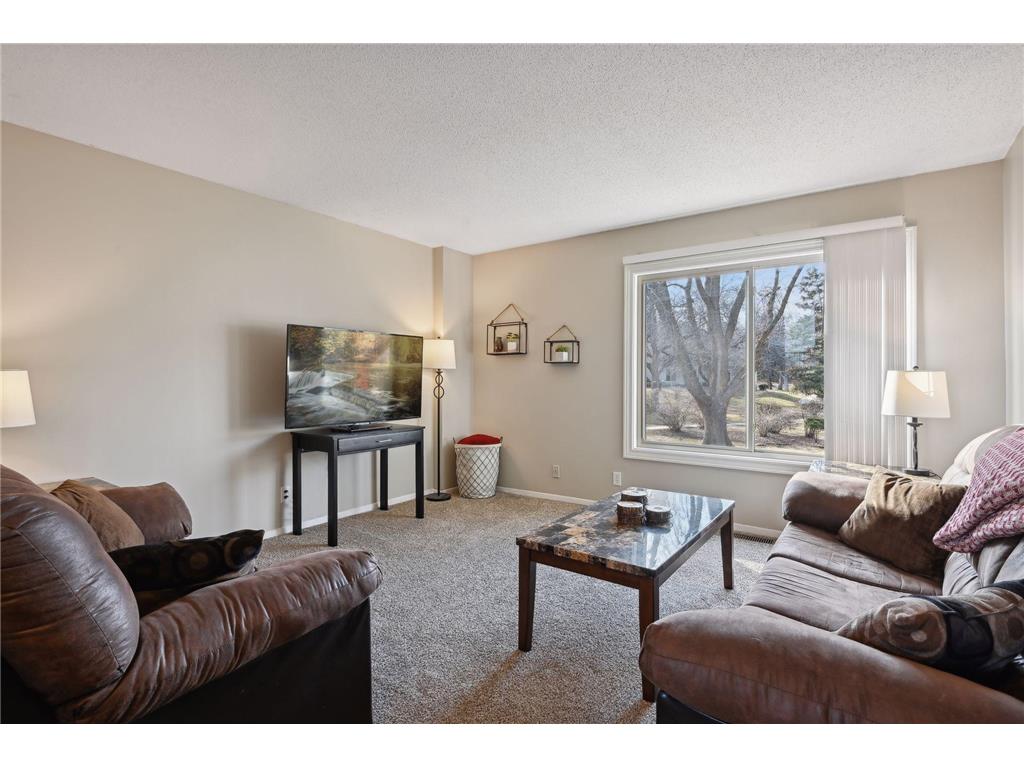 4116 Skylark Lane, Eagan, MN, 55122 | MLS: 6495615 | Edina Realty