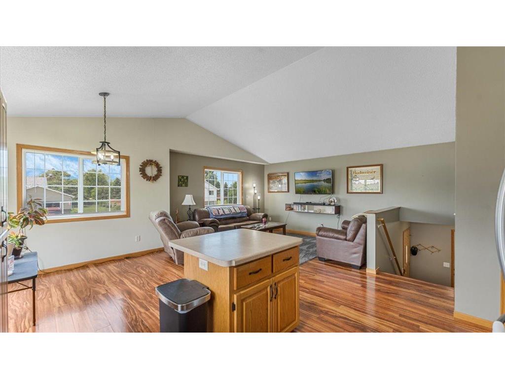 413 Morning View Court, Sauk Centre, MN, 56378 | MLS: 6741736 | Edina ...
