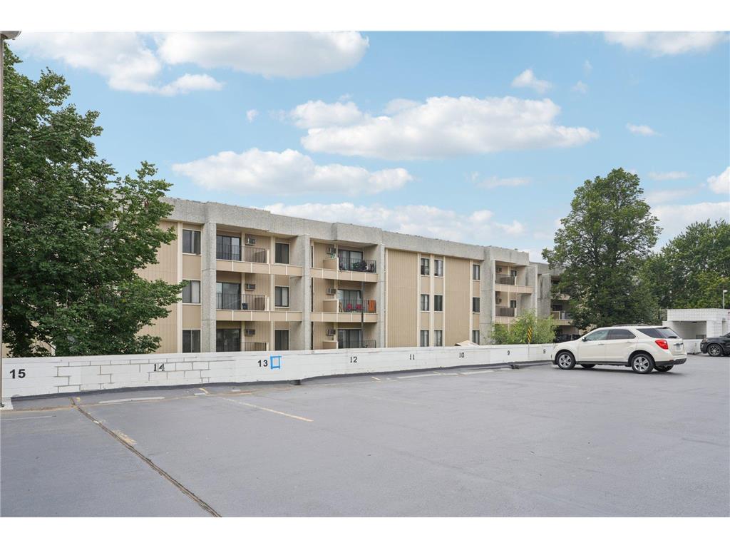 4130 Rahn Road #308, Eagan, MN, 55122 | MLS: 6767015 | Edina Realty