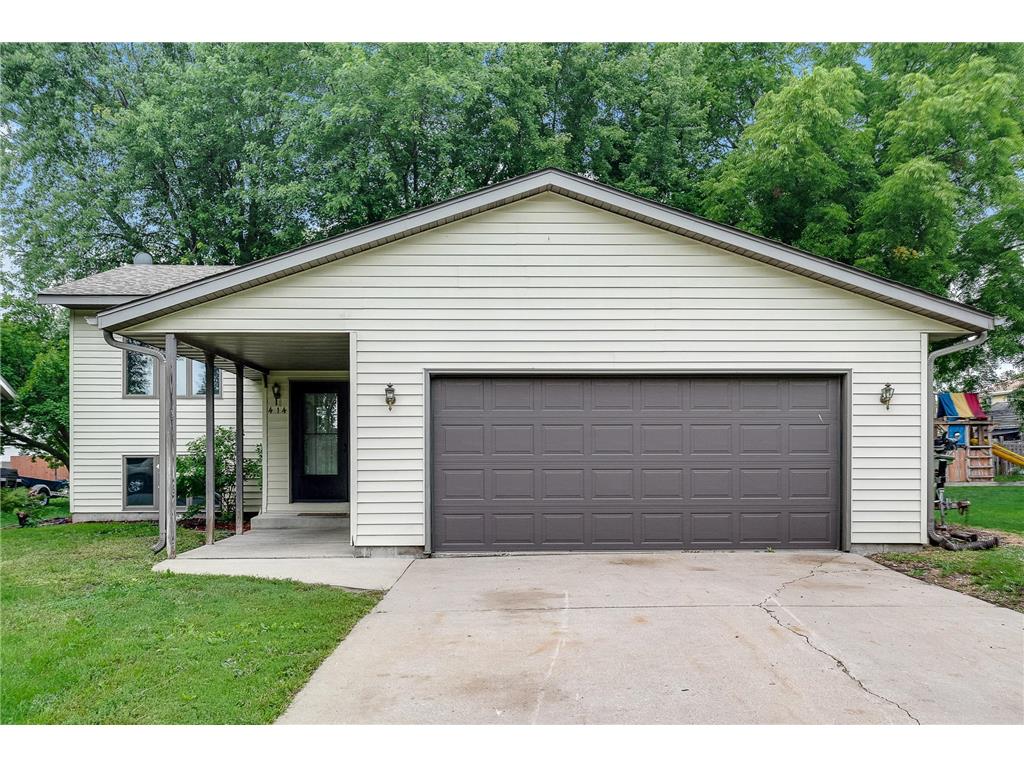 414 2nd Street SW, Montgomery, MN, 56069 | MLS: 6396666 | Edina Realty