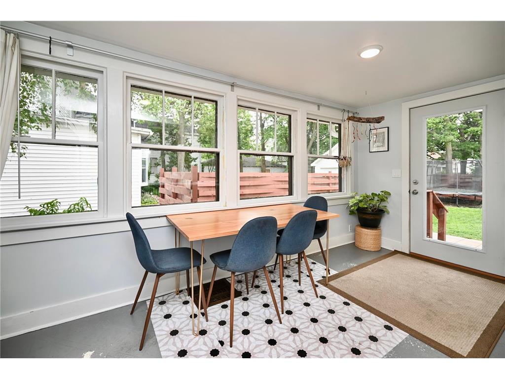 415 W Wabasha Street, Winona, MN, 55987 | MLS: 6731675 | Edina Realty