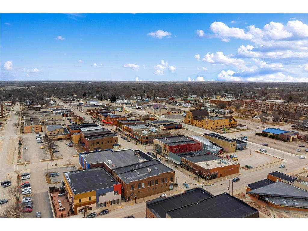 417 N Main Street, Austin, MN, 55912 | MLS: 6684400 | Edina Realty