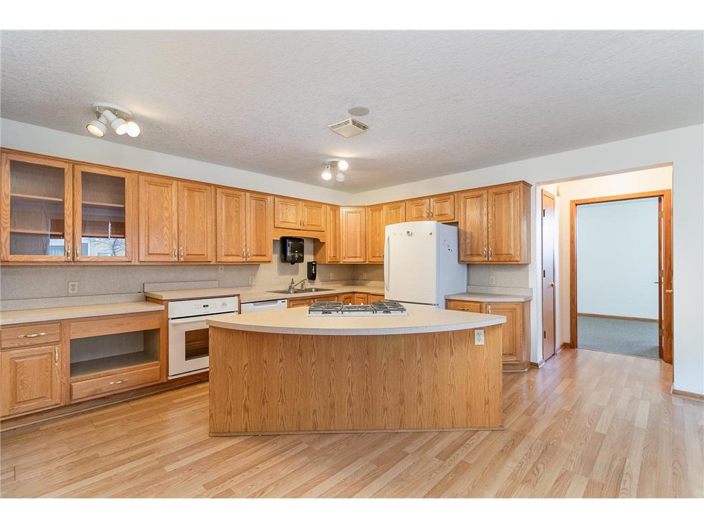 4172 Adair Avenue N #2, Robbinsdale, MN, 55422 | MLS: 7764993 | Edina ...