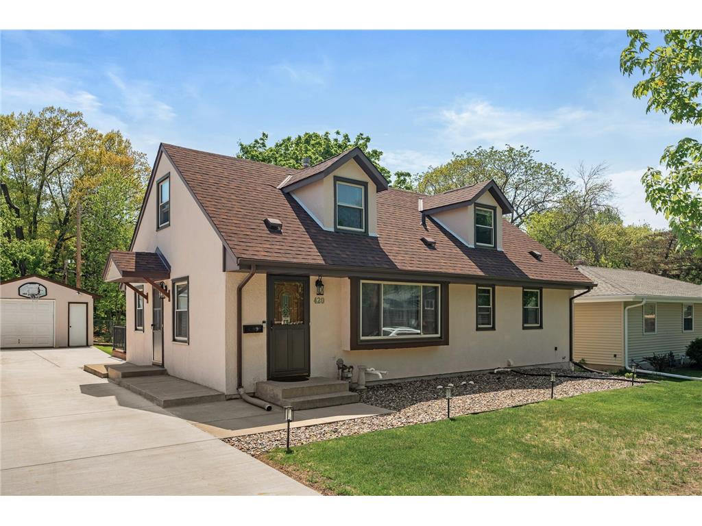 420 Ruby Drive, West Saint Paul, MN, 55118 | MLS: 6715138 | Edina Realty