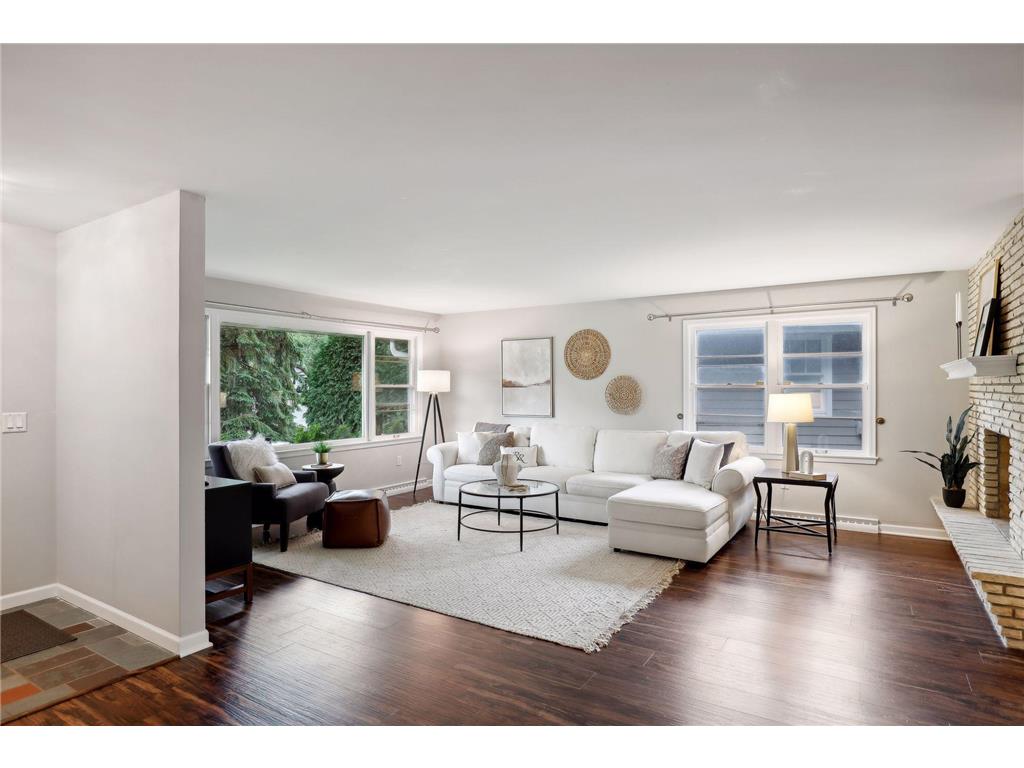 4200 Philbrook Lane, Edina, MN, 55424 | MLS: 6567829 | Edina Realty