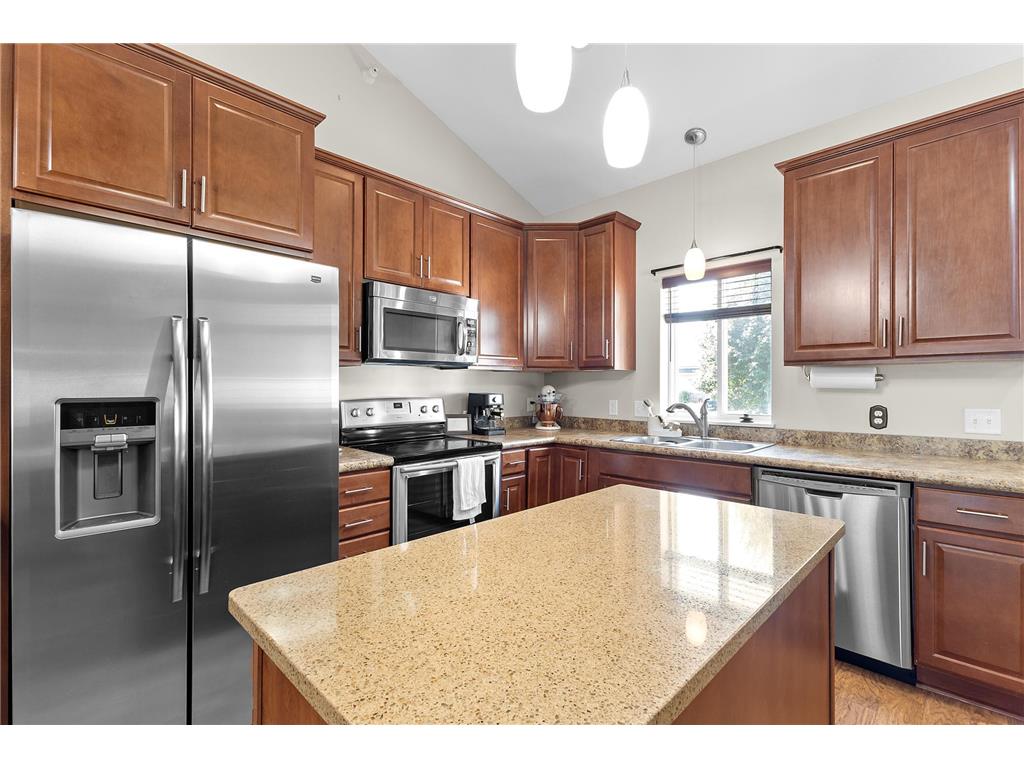 4223 Rymark Court, Shakopee, MN, 55379 | MLS: 6765465 | Edina Realty