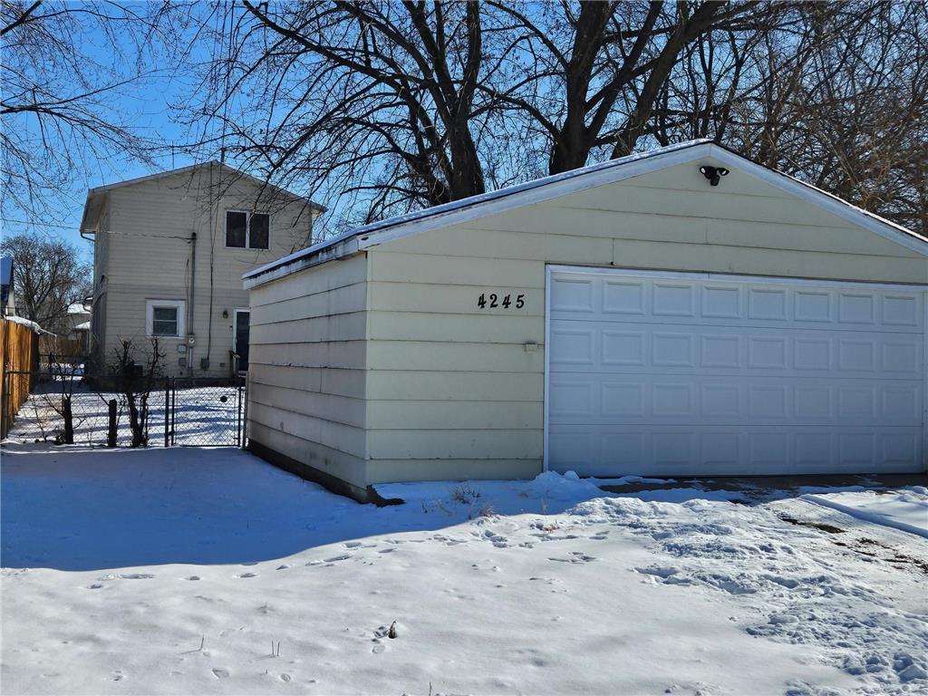 4245 Welcome Avenue N, Crystal, MN, 55422 | MLS: 6673968 | Edina Realty