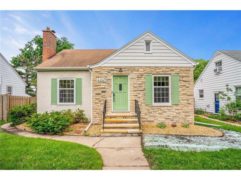 4247 Abbott Avenue N, Robbinsdale, MN, 55422 | MLS: 6550369 | Edina Realty