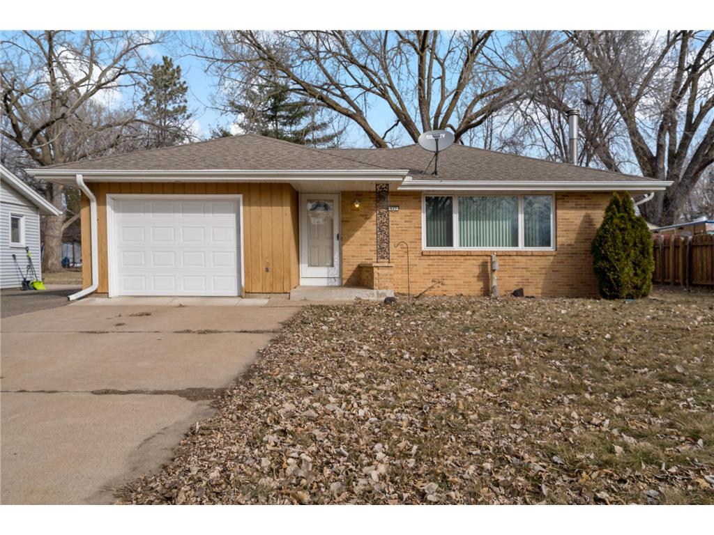 427 Longfellow Street NE, Fridley, MN, 55432 | MLS: 6499186 | Edina Realty