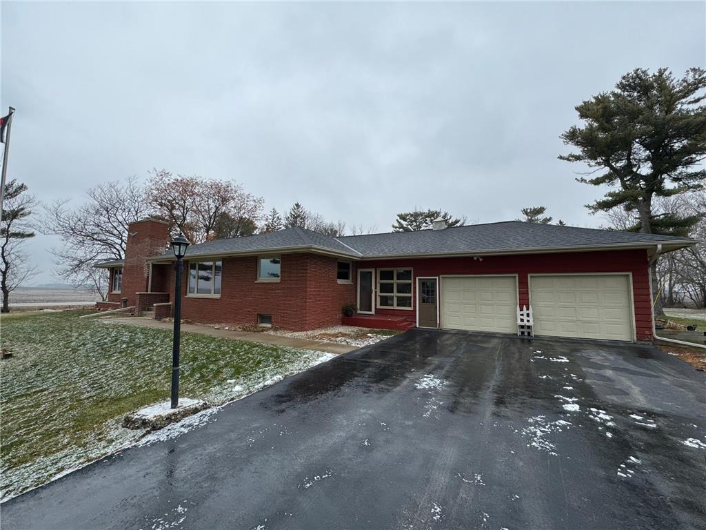 4301 95th Street SW, Stewartville, MN, 55976 | MLS: 6466007 | Edina Realty