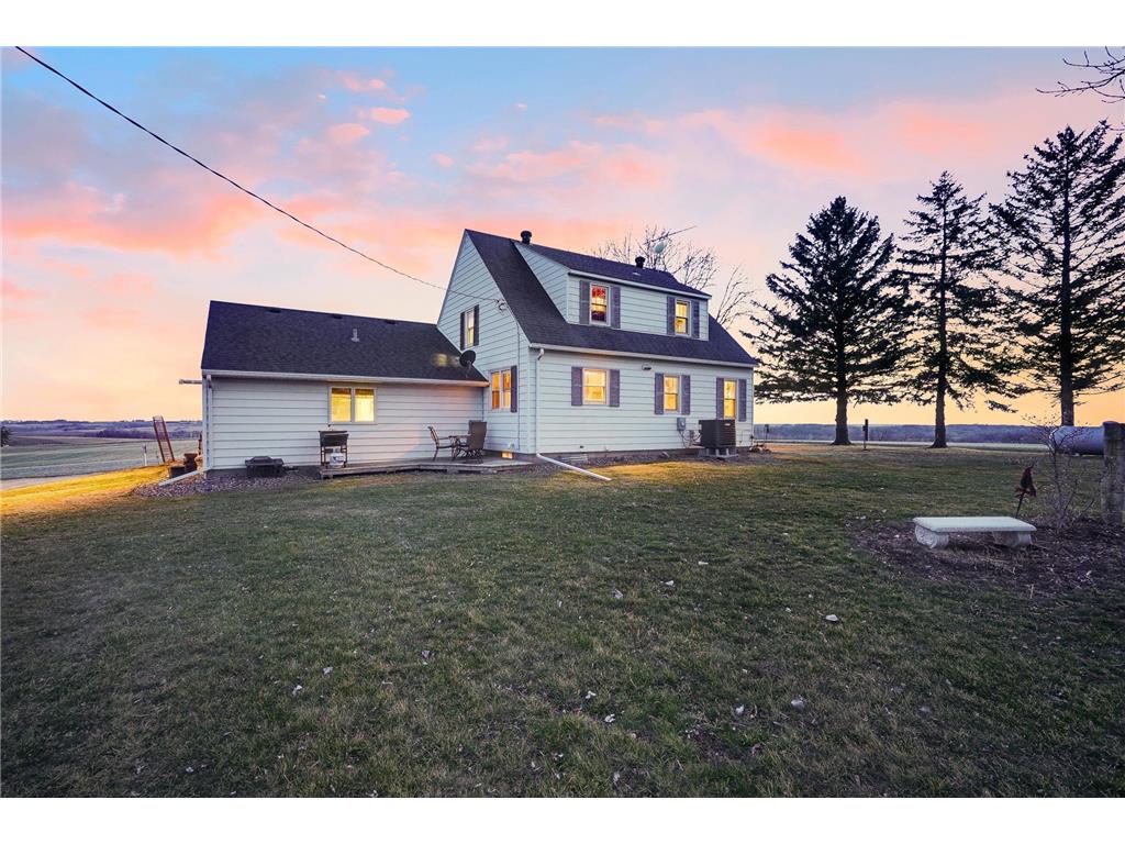 43194 135th Avenue, Wanamingo, MN, 55983 | MLS: 6515063 | Edina Realty