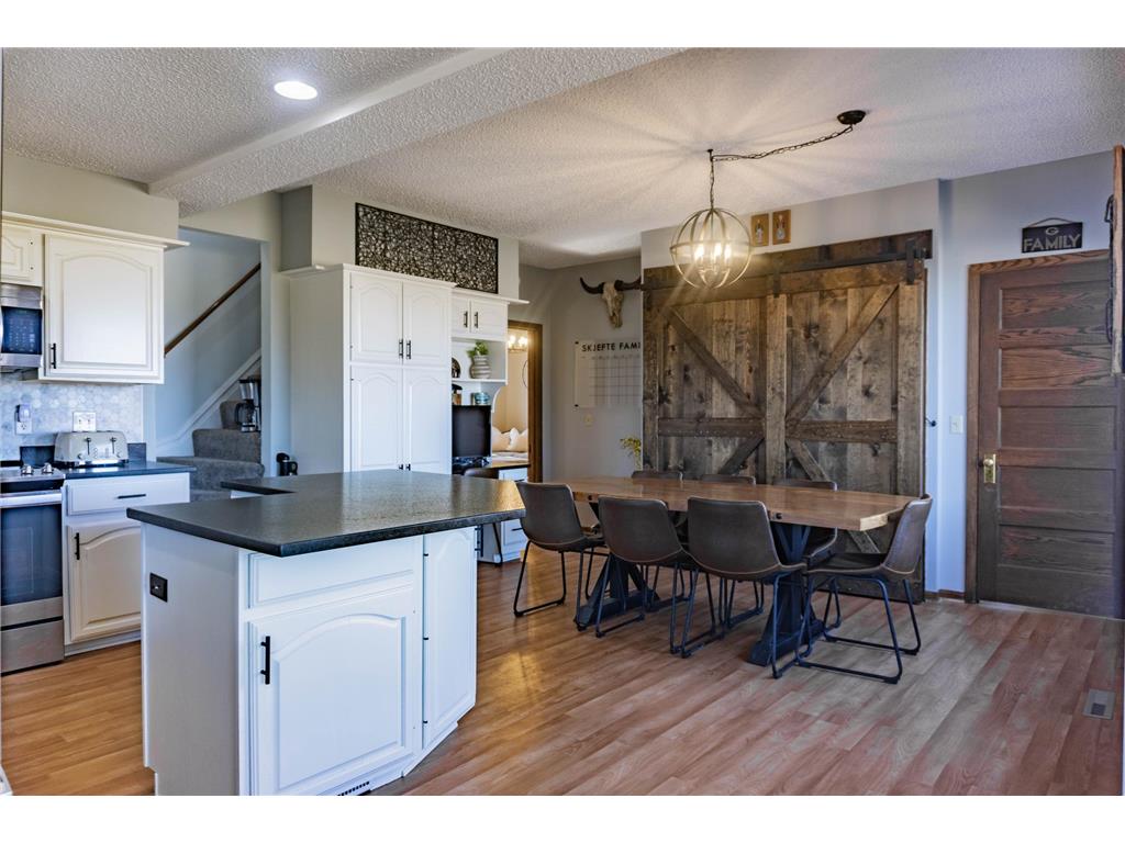 4365 County Road 10 N, Watertown, MN, 55388 | MLS: 6495325 | Edina Realty